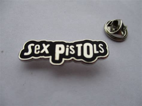 Sex Pistols Blacksilver Logo Punk Metal Badge Ultra Limited Few Onl