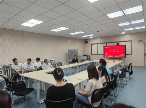 数理科学学院2023年研究生中期座谈会 武汉纺织大学数理科学学院