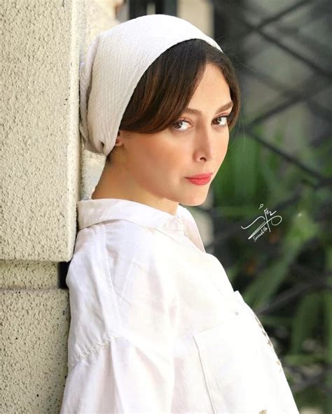 تصاویر بیوگرافی و عکس های شخصی دیبا زاهدی