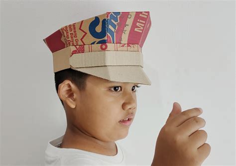 1052 Topi Polisi Atau Topi Pilot Bentuk Dasar