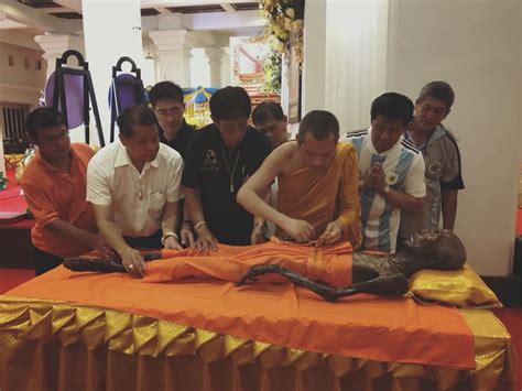 ทางคณะ วัดตะโกหลวงพ่อรวย อ ภาชี จ พระนครศรีอยุธยา กรรมการ