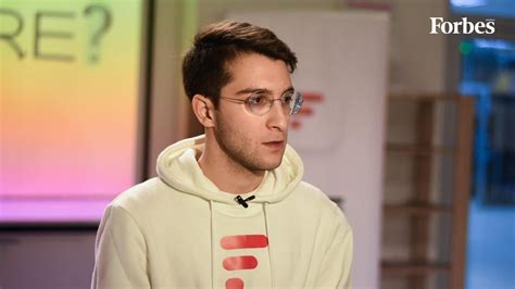 საქართველოს პრეზიდენტმა ნიკო კვარაცხელია ღირსების მედლით დააჯილდოვა • Forbes Georgia