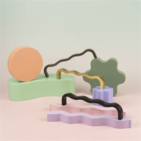 Wavey Solid Brass Handle Bronze S L Passio Interiors