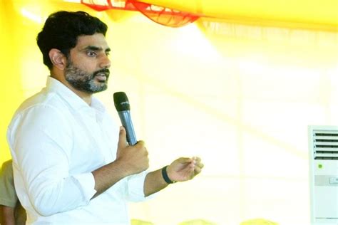 పోలీసు నియామకాలపై నారా లోకేశ్ స్పష్టమైన హామీ