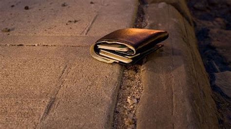 Деца намериха пари на улицата и ги подариха на училището си Новини бг