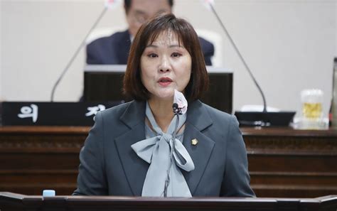 농촌 고질적 문제 영농폐기물 처리 실질 정책 마련해야