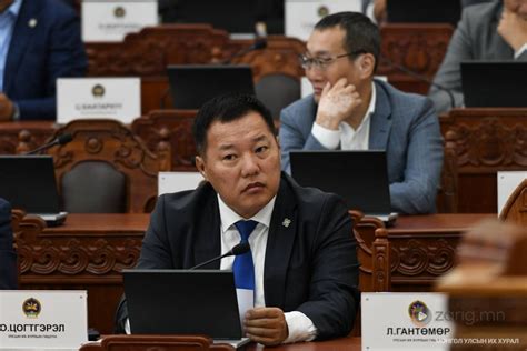 О Цогтгэрэл Албан тушаалын төлөө бус ажил хэргийн төлөө нэгдэх нь зөв гэж намын дарга хэлсэн