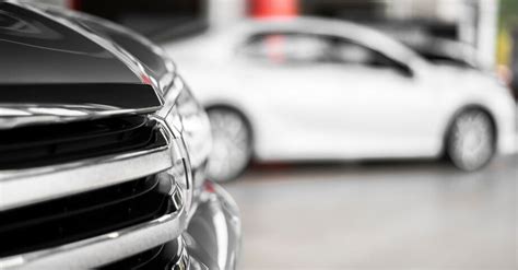 Самые дешевые автомобили 2024 года бюджетные авто из салона