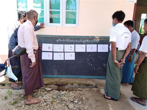 ပလောက်မြို့ရှိ ရပ်ကွက် ကျေးရွာကော်မရှင်အဖွဲ့ခွဲရုံးများ၌ လွှတ်တော်ကိုယ်စားလှယ်လောင်း အမည်စာရင်းမ