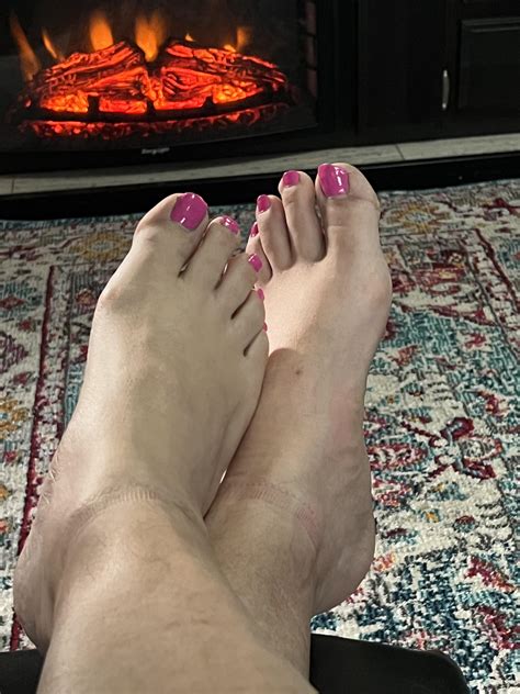 Finally A Good Pic Of My Pretty Toes R Malepolish