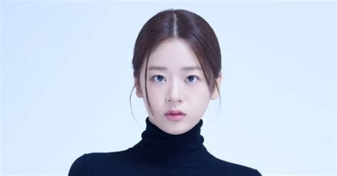 Yoon Chae Bin Signs With Man Of Creation Becomes First Female Actor