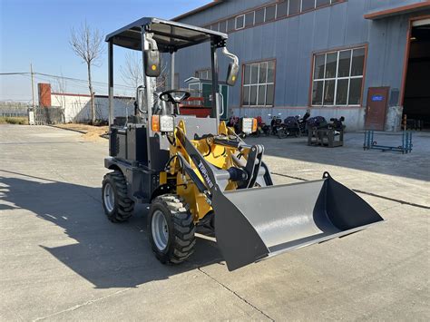 Multifunctional Small Mini Electric Loader 500kg Epa Logs