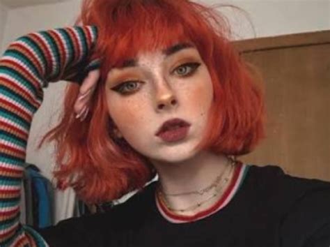 E Girl Vs Tumblr Quizur