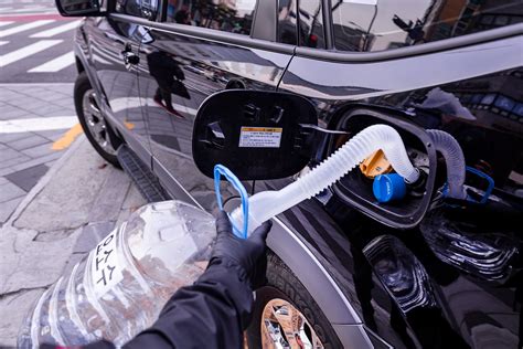 경유 차량의 필수품 요소수 역할과 경고등 점등 현상 셀프로 넣는 법까지 네이버 포스트