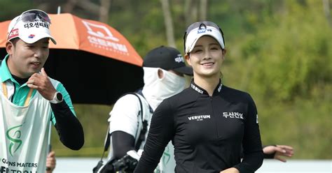 [ms포토] 박결 아름다운 미소로 출발