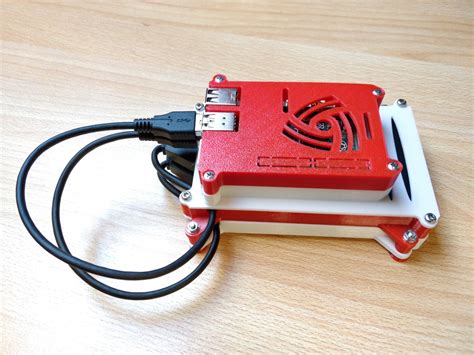 Raspberry Pi 4 Enclosure With 2 5 Ssd Hdd Mount By Helmar Download Free Stl Model