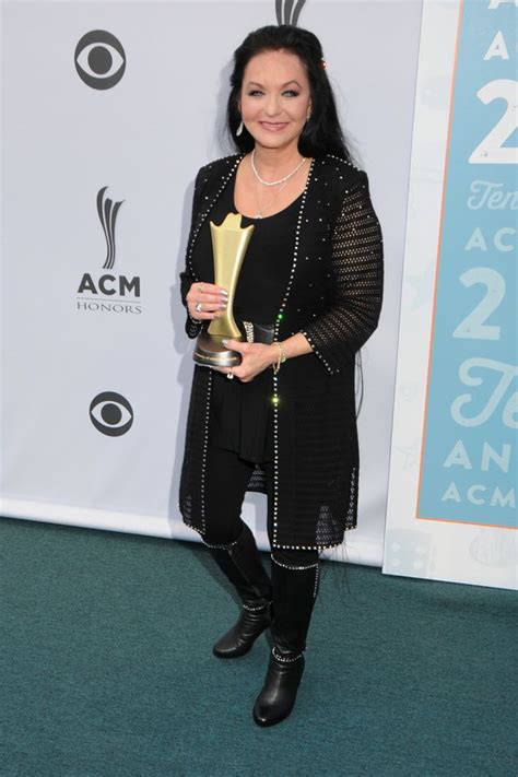 Crystal Gayle 11th Pic Pic