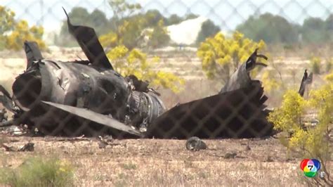 ข่าวเผยภาพซากเครื่องบินขับไล่สเปน เกิดอุบัติเหตุตกลงพื้นที่ฐานทัพอากาศ