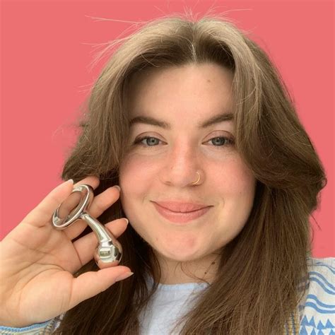 How To Use A Butt Plug The Basics Roxy Life