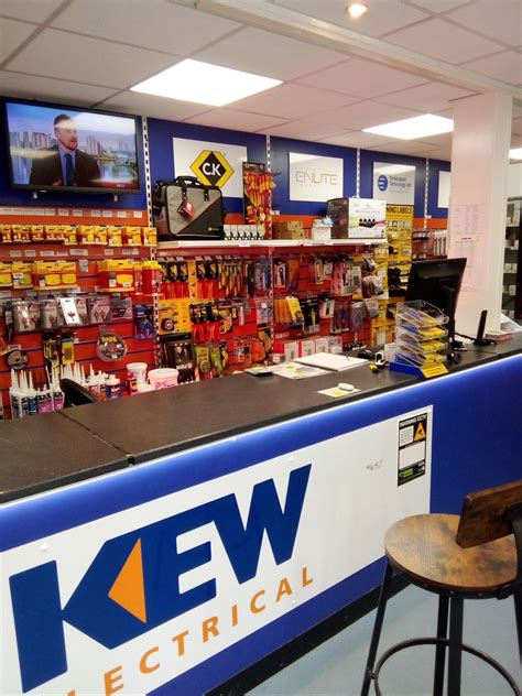 Mark Maunder On Linkedin Very Smart Simon Great To See The Live Consumer Units On Display 👍 Is…