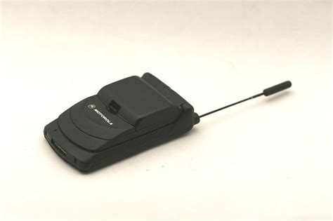 Top 10 Oldest Cell Phones In History Tech2geek