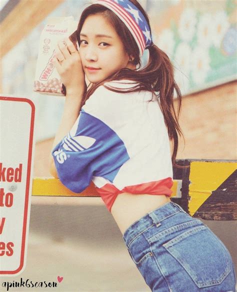 Apink Son Naeun Transforms Into An American Beauty At The Beach Koreaboo