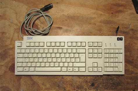 Davide Gironi Blog IBM AT PS To XT DIN Keyboard Conversion