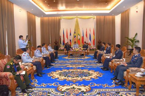 ၂၀ ကြိမ်မြောက် အာဆီယံလေတပ်ဦးစီးချုပ်များအစည်းအဝေး 20th Asean Air