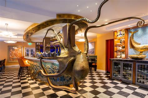 The Seashell Of Lisson Grove Cool Seafood Restaurant In London Designmynight