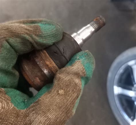 ️ Замена шаровой опоры — Subaru Forester Sh 2 л 2008 года своими руками Drive2