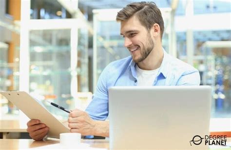 2025 Best Online Healthcare Informatics Degrees [bachelors Guide]