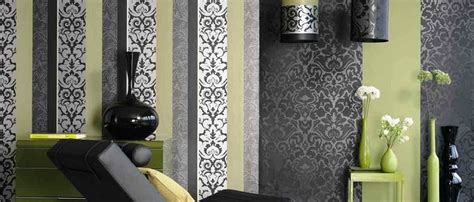 Как поклеить обои двух видов и цветов Возможные варианты