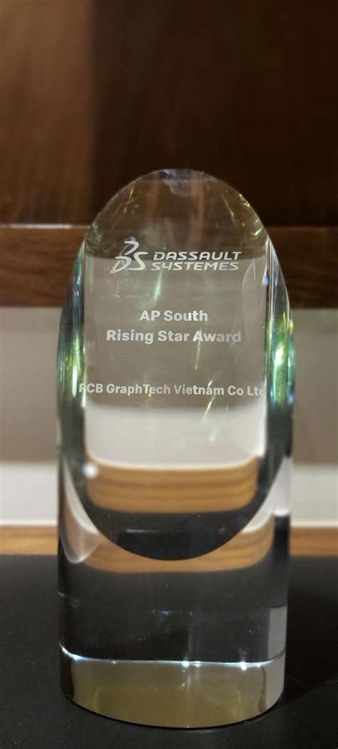 Pcb Graphtech Vietnam Nhận Giải Thưởng Rising Star