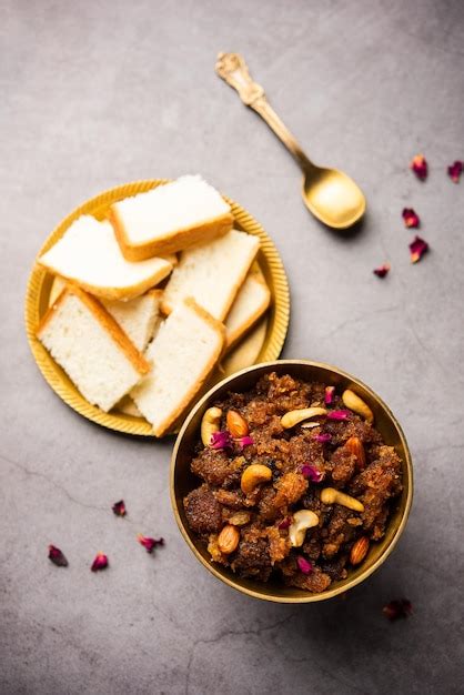 Premium Photo Bread Halwa Also Called Halva Sheera Pudding Or Suji Is