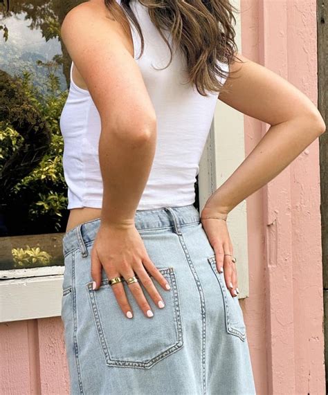 Happy Monday Ig Post More Pics Less Tags R Alisha Newton