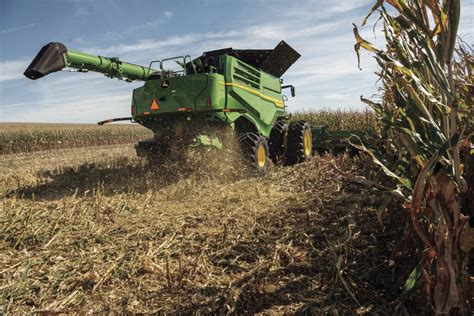 John Deere 8r 540 Higher Hp 8 Series Tractors Unveiled Agweb