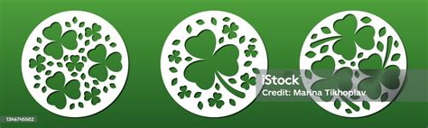 레이저 컷 코스터 Cnc 절단을위한 벽 예술 패널 클로버와 전통적인 아일랜드 샴록꽃 무늬 홈 디자인 장식 요소 벡터 일러스트레이션 0명에 대한 스톡 벡터 아트 및 기타