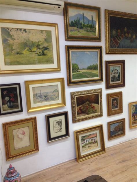 Картини в галерия Велев Sofia Art Galleries Галерии в София