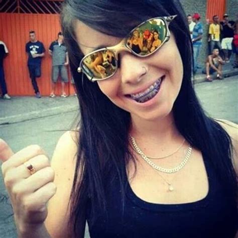 Stream Karolinie Jonathan Listen To Olha O Barulho Que Fez A Nvh