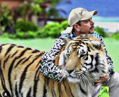 Deportado A México El Marido Del Protagonista De La Serie Tiger King
