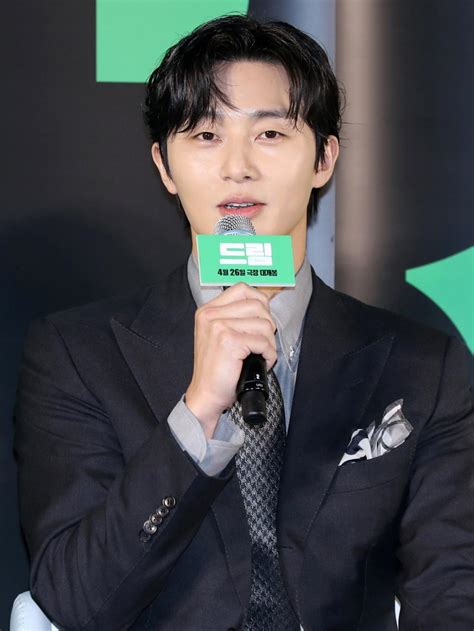 익스트림무비 아이유 박서준 드림 제작발표회 고화질 2400x