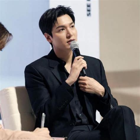 Lee Min Ho Và Tình Cũ Park Min Young Dắt Tay Nhau Lột Xác