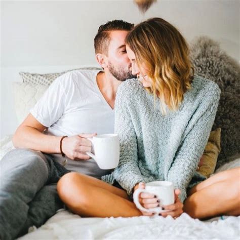 TIPS BERCINTA DI RUMAH ORANG TUA KETIKA LIBUR PANJANG Tips Pernikahan