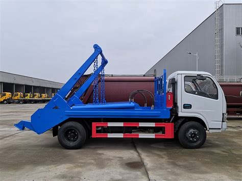 Dongfeng 4cbm Skip Loader Garbage Truck
