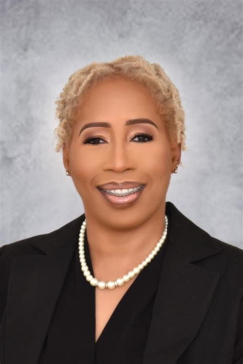 Dr Darbrielle Hunt Burrows Eye Witness News