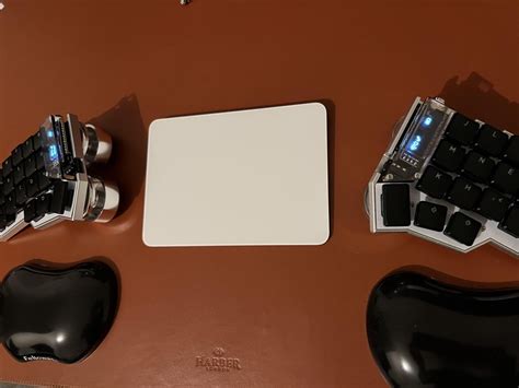 Is There Any Bluetooth Split Keyboard That Supports A Trackpad With