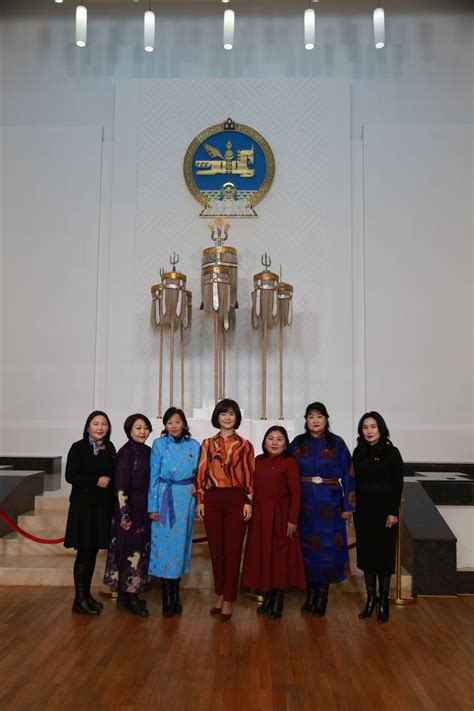 Сэлэнгэ аймгийн Сүхбаатар сумын ИТХ ын төлөөлөгчид Төрийн ордонд зочиллоо