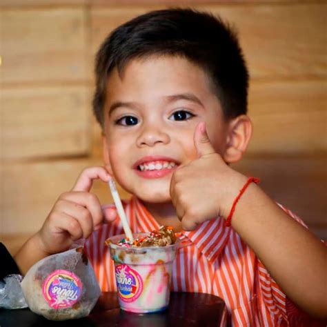Chichas Y Helados De Tetas Venezolanas Chichas Y Tetas Twins