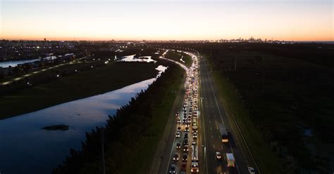 Tras Horas De Tensión Liberaron El Tránsito En Los Principales Accesos A Caba Hubo Reclamos