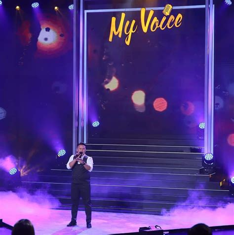 Дуучин Төрөө